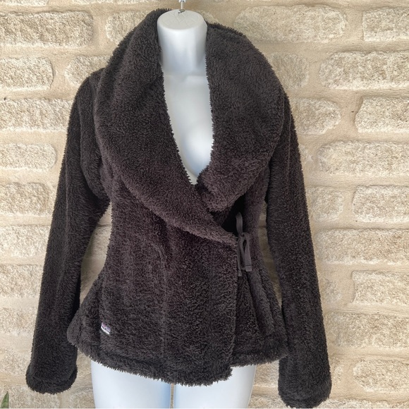 Patagonia | Jackets & Coats | Patagonia Fleece Wrap Jacket S Black ...
